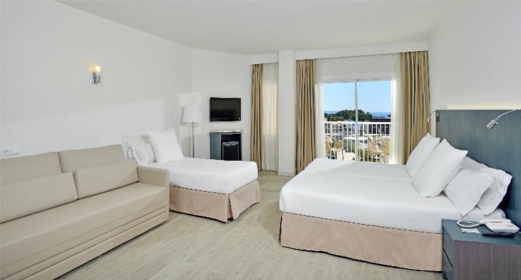 Sol Guadalupe Hotel in Majorca, Magaluf | Holidays from £273 pp ...