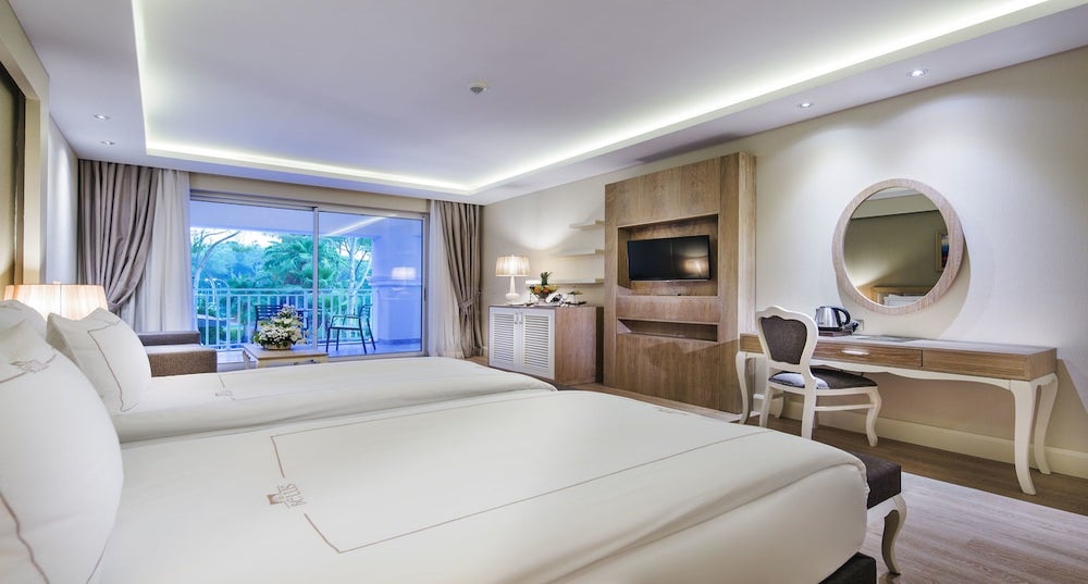 Bellis Deluxe Hotel in Belek, Turkey | Holidays from £396 pp | loveholidays