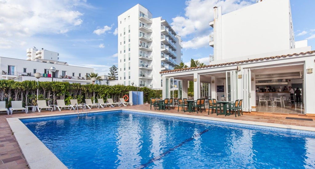 Blue Sea Cala Millor Hotel In Cala Millor Majorca Holidays From £229pp Loveholidays
