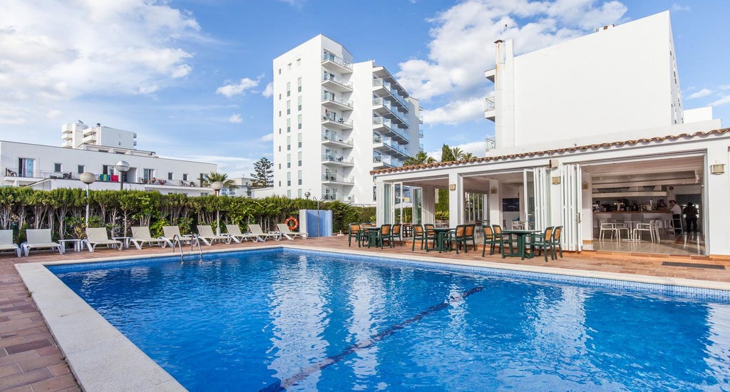 Blue Sea Cala Millor Hotel In Cala Millor Majorca Holidays From £229pp Loveholidays