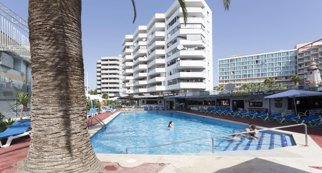 Magalluf Playa in Magaluf, Majorca | Holidays from £225pp | loveholidays
