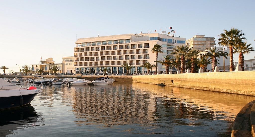 Eva Hotel in Faro, Portugal | Holidays from €388pp | loveholidays.ie