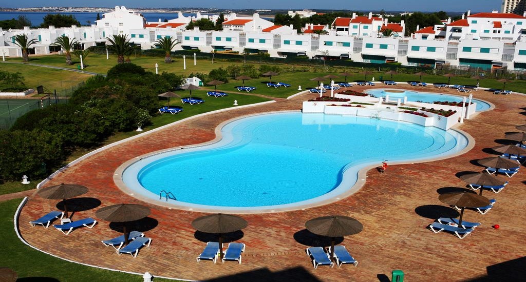 Prainha Clube in Alvor, Portugal | Holidays from £186pp | loveholidays